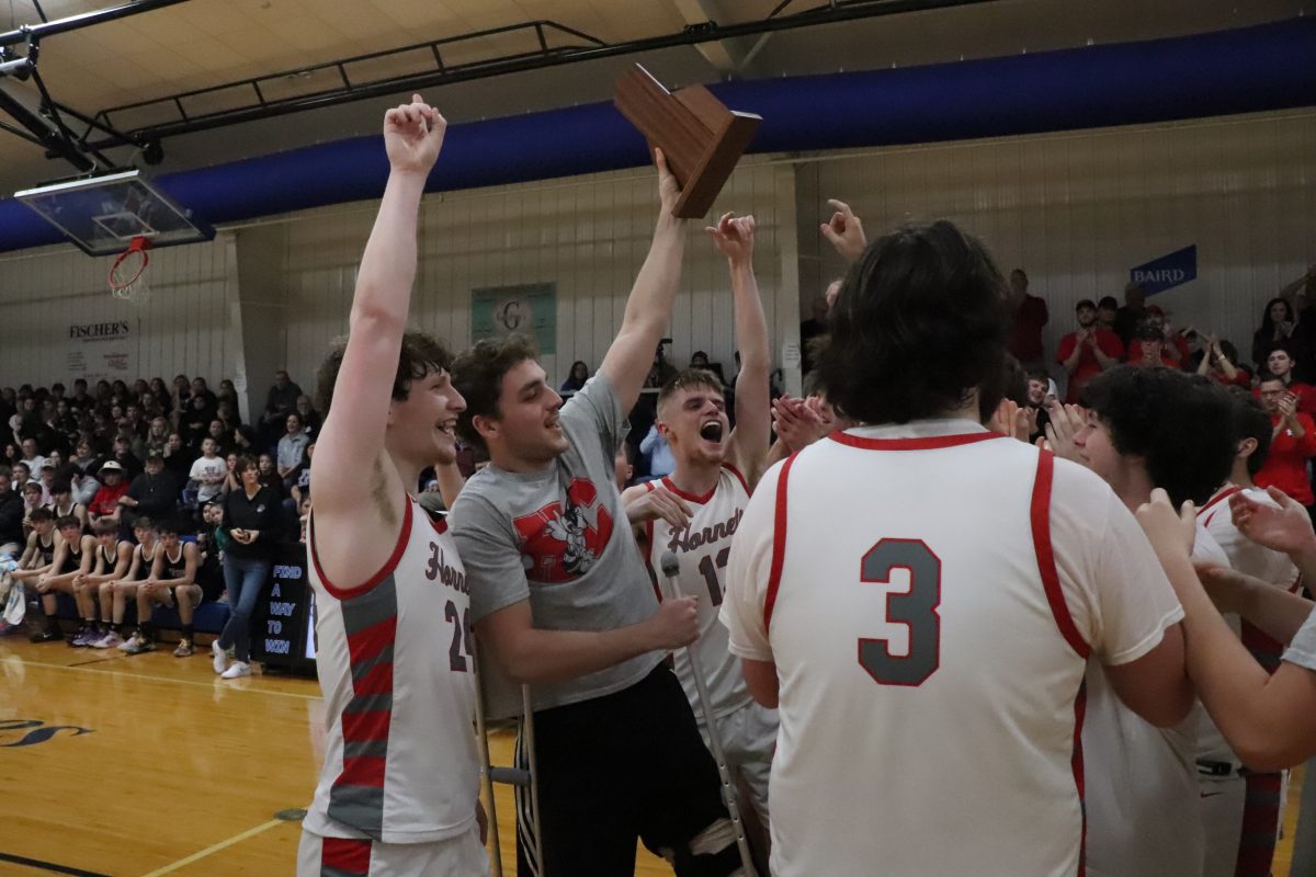 Dixon hits game winner; Hornets win district championship - The Hancock ...